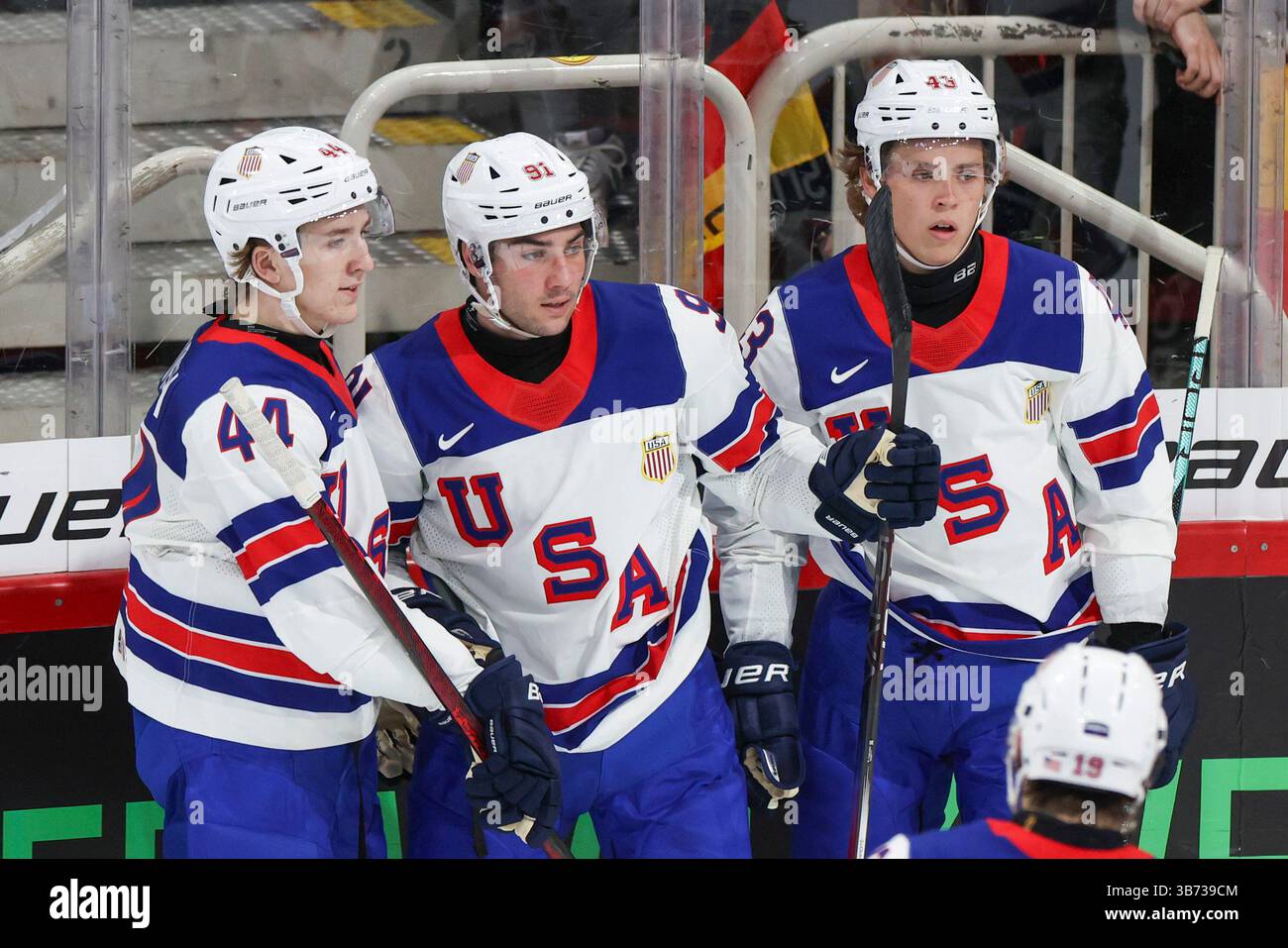 Duesseldorf, Germany. 04th May, 2025. Ice hockey: International match ...