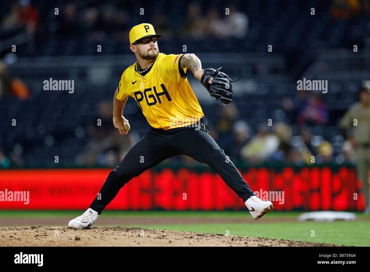 PITTSBURGH, PA - MAY 02: Pittsburgh Pirates pitcher Chase Shugart (55 ...