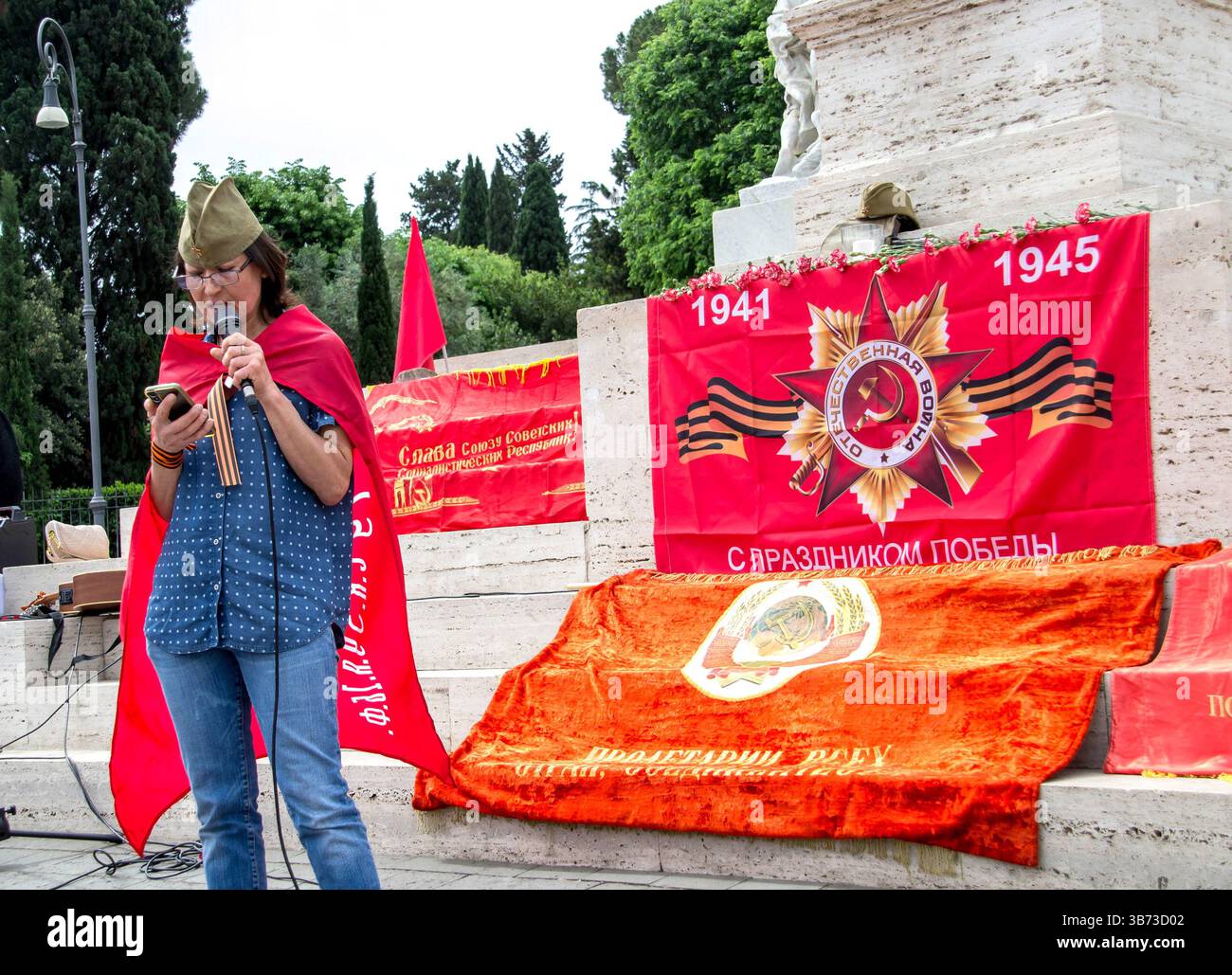 Celebration of the Immortal Regiment in Rome on the 80th anniversary of ...