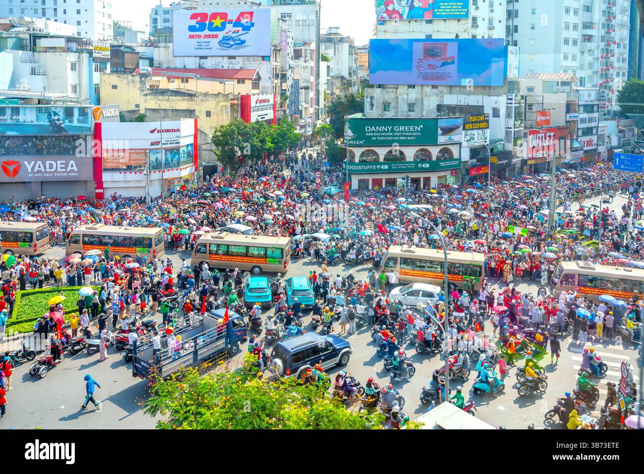 View of Phu Dong roundabout with heavy traffic, pedestrians, Vietnamese ...