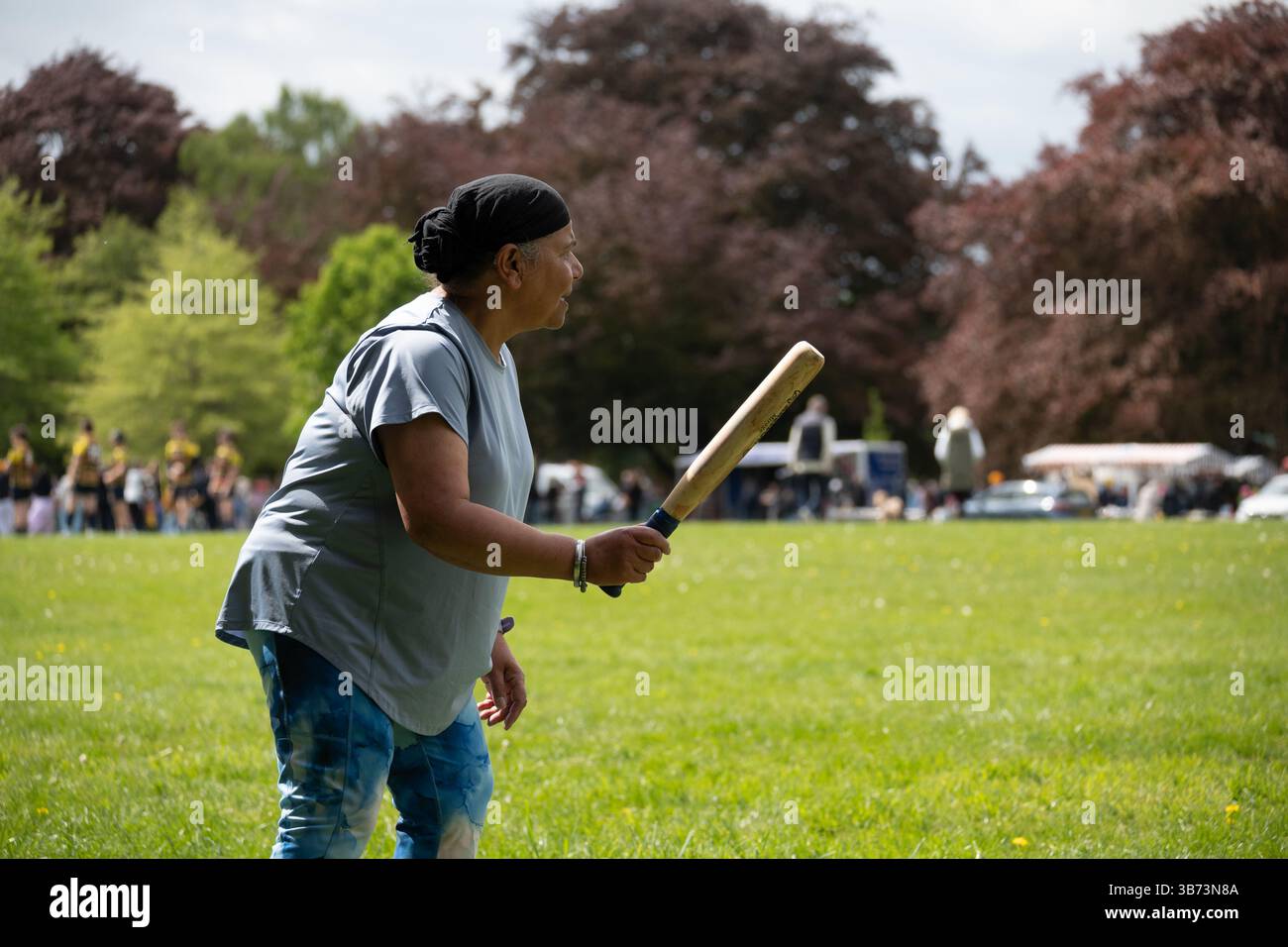Playing rounders hi-res stock photography and images - Alamy