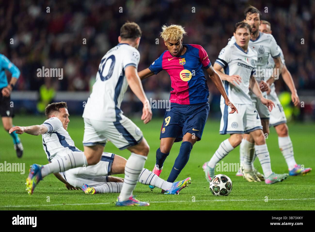 Internazionale v fc barcelona hi-res stock photography and images - Alamy
