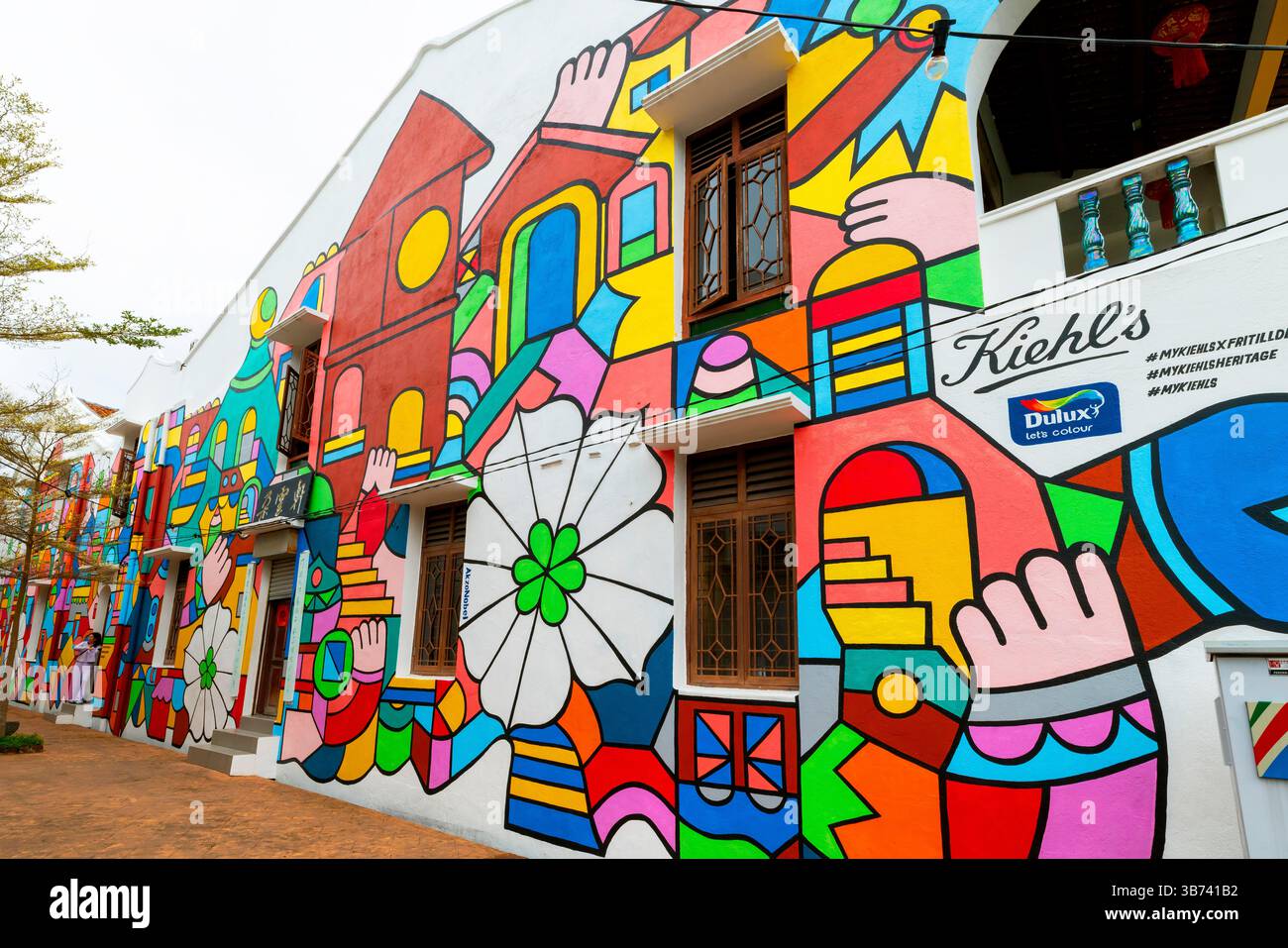 Melaka's amazing street art Murals, Malacca old town, Malaysia Stock ...
