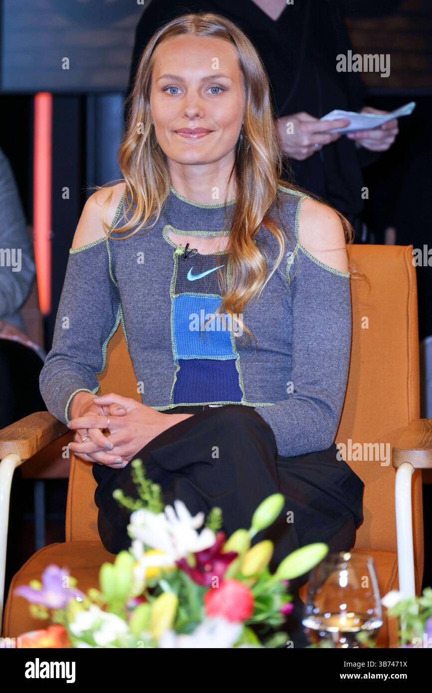 Leonie Maßmann Massmann lebt gemeinsam mit ihrem Freund den Auswanderer ...