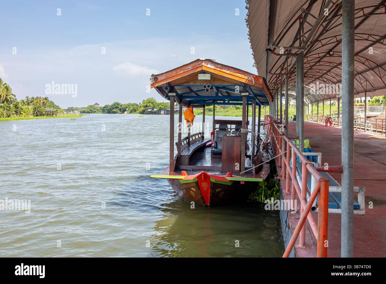 Nakhon pathom thailand april hi-res stock photography and images - Alamy