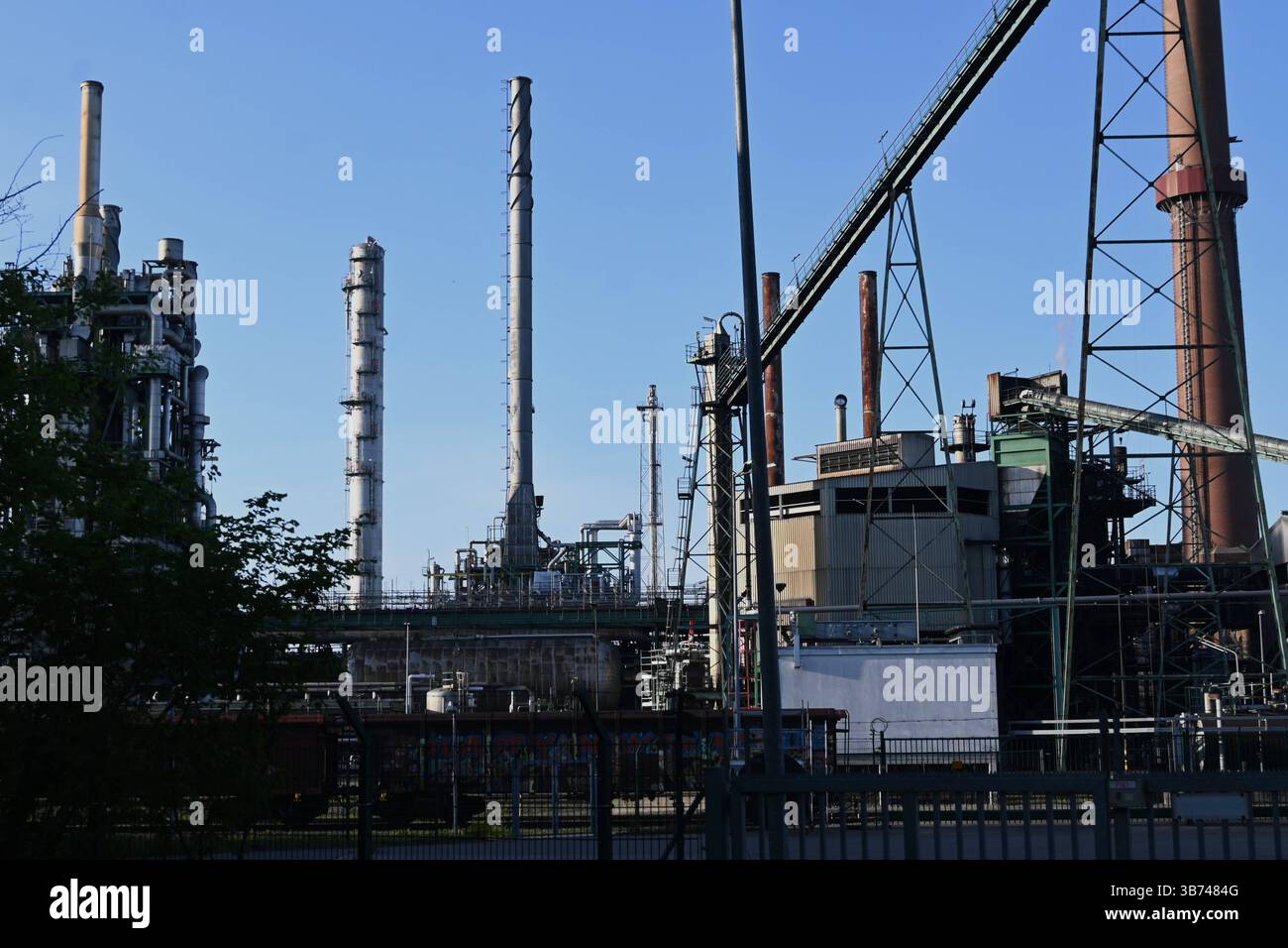 Borealis - OMV. Die Borealis Polymere GmbH ist ein Teil der Borealis ...