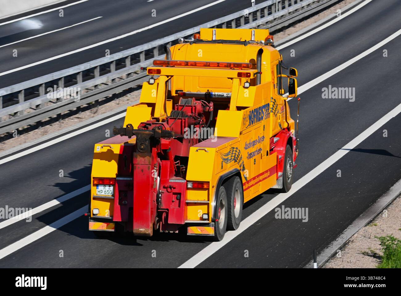 Ein Scania Abschleppwagen vom LKW - Bergedienst Hofmeister aus ...