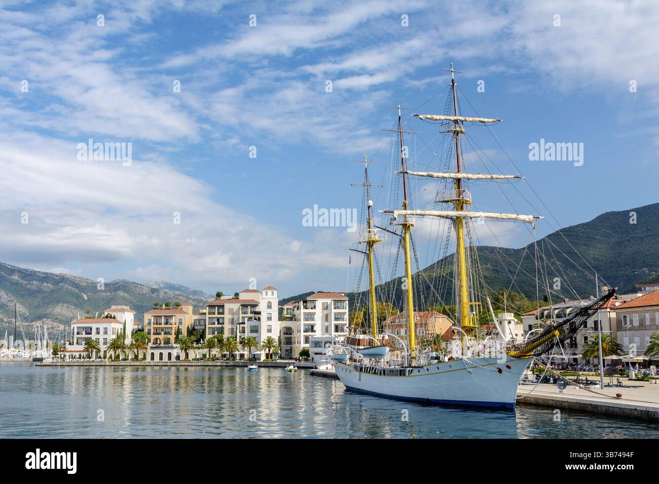 Mini piña hi-res stock photography and images - Alamy