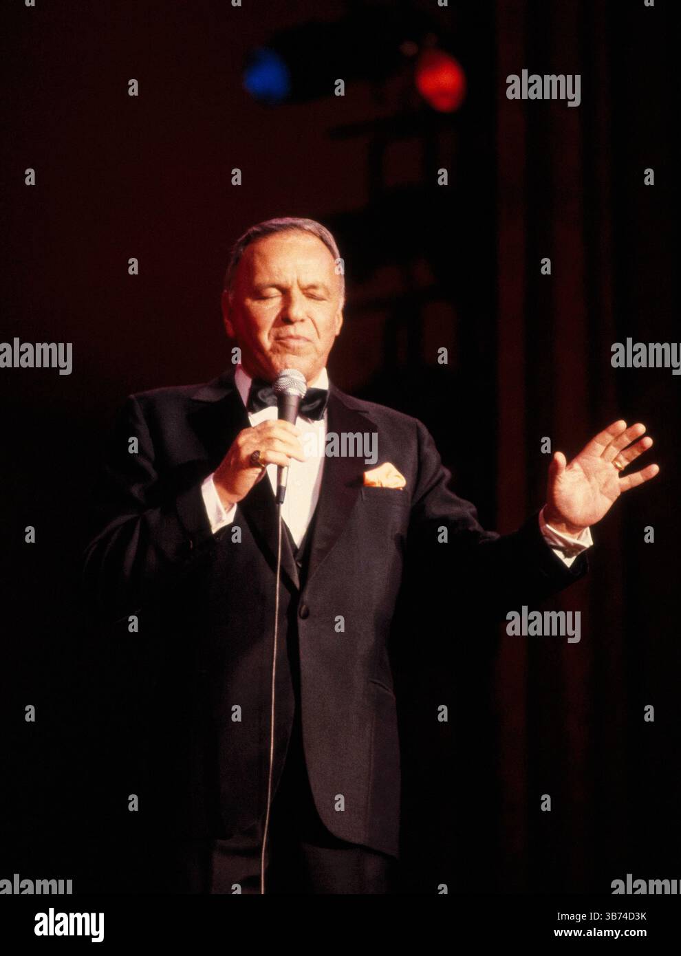 The rat pack on stage hi-res stock photography and images - Alamy