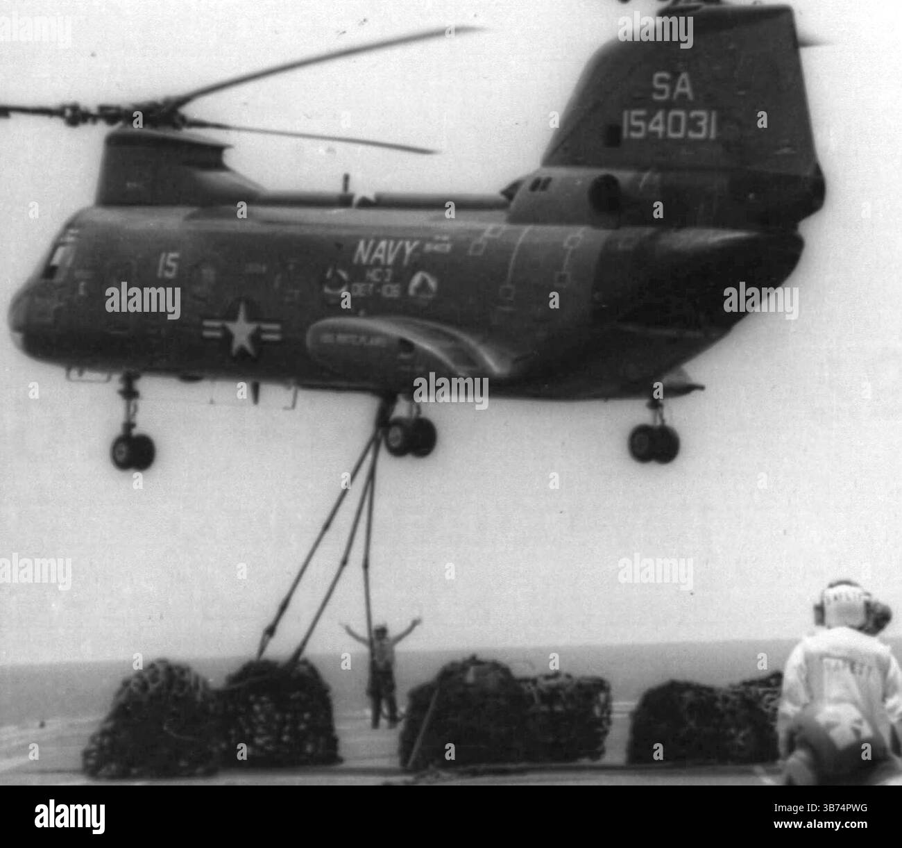 Operation frequent wind 1975 evacuation of phnom penh and saigo hi-res ...