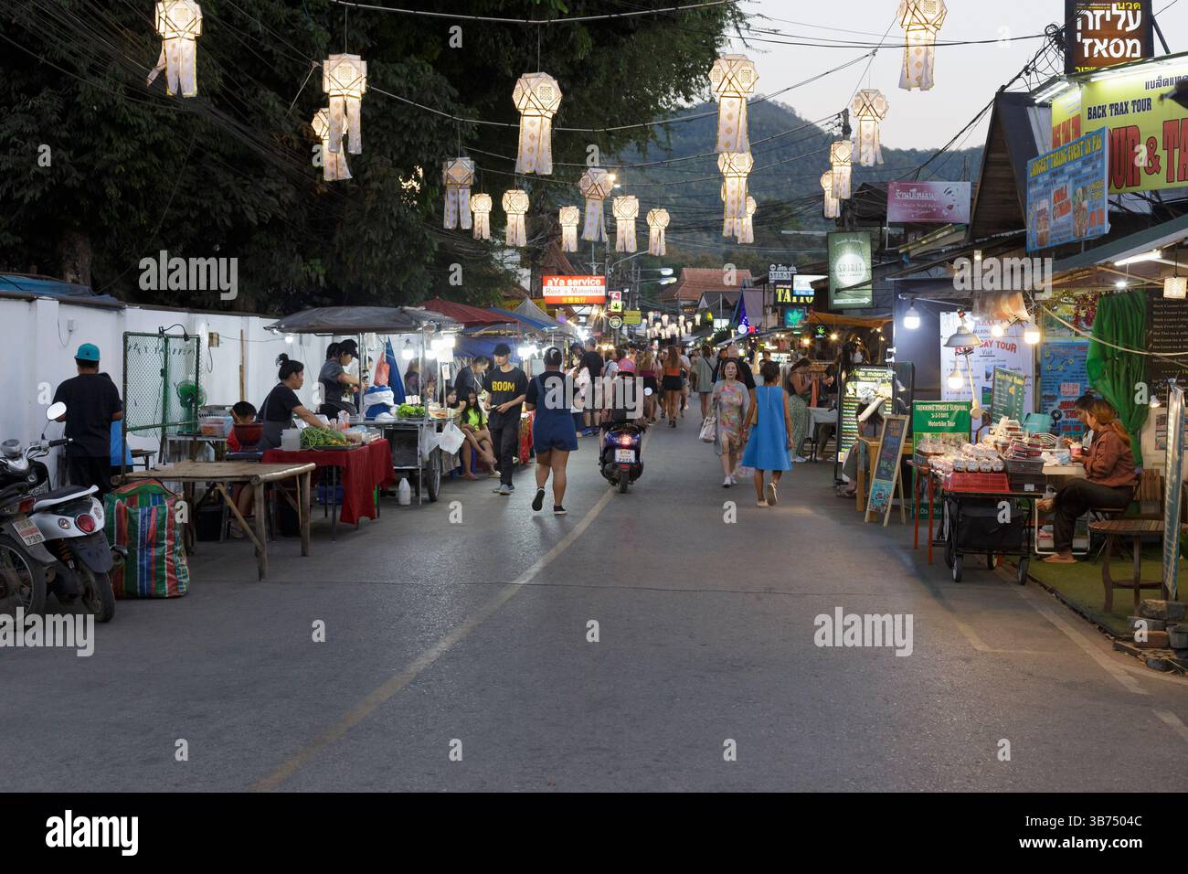 Night market pai hi-res stock photography and images - Alamy
