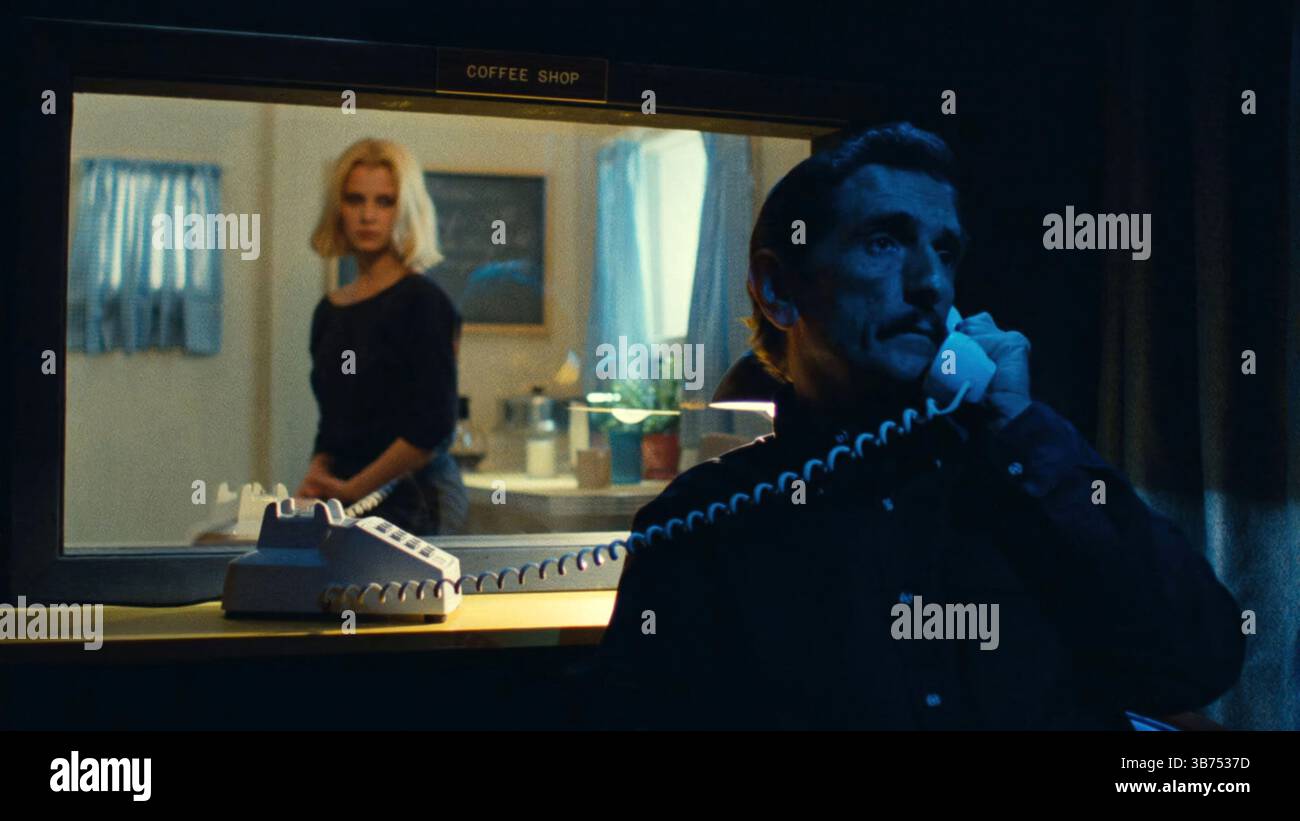 Harry dean stanton in paris, texas hi-res stock photography and images ...