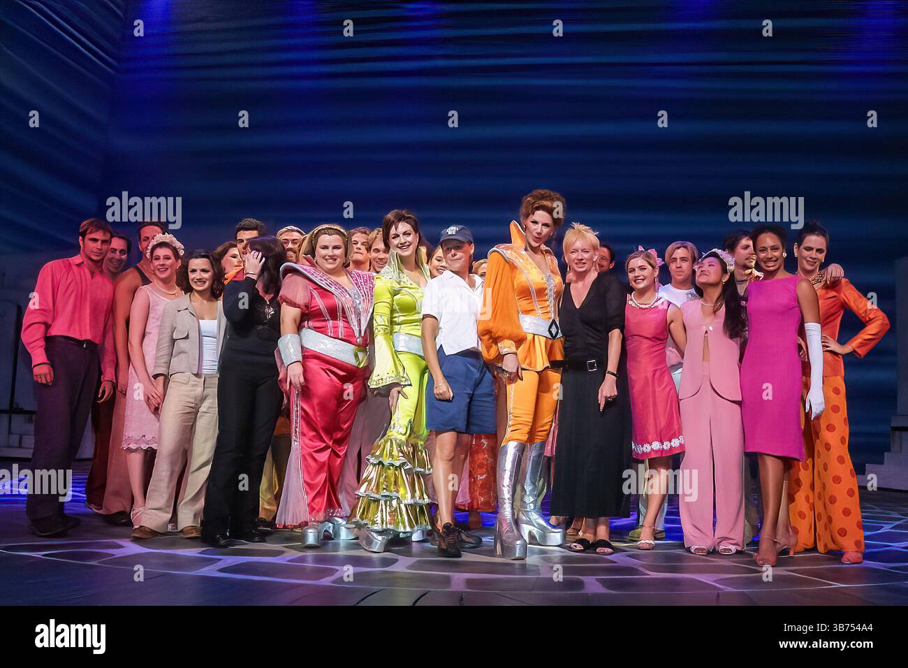 The 2002 Sydney cast of Mamma Mia! included Lisa Stokke as Sophie ...