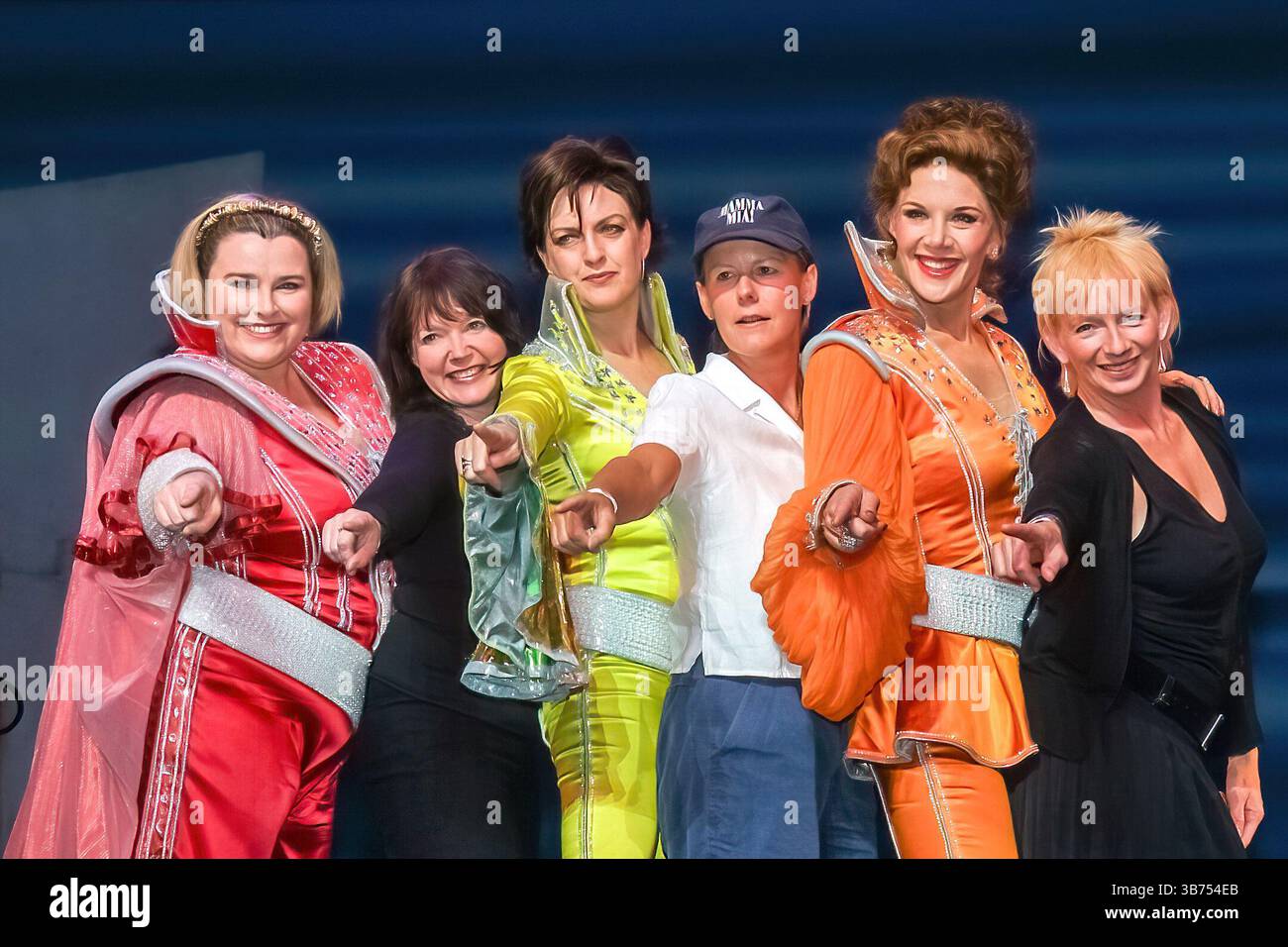 The 2002 Sydney cast of Mamma Mia! included Lisa Stokke as Sophie ...