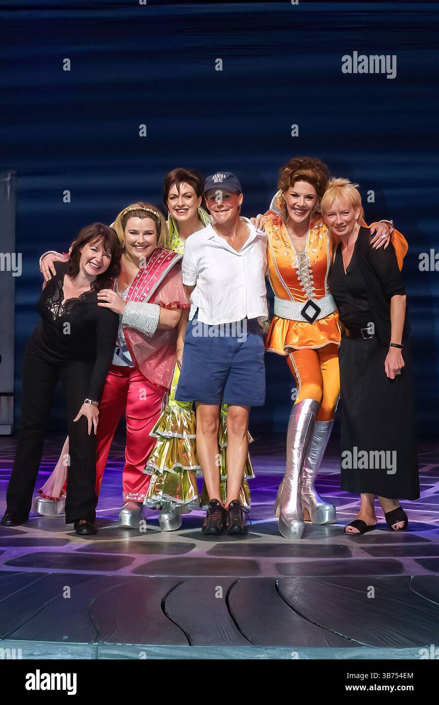 The 2002 Sydney cast of Mamma Mia! included Lisa Stokke as Sophie ...
