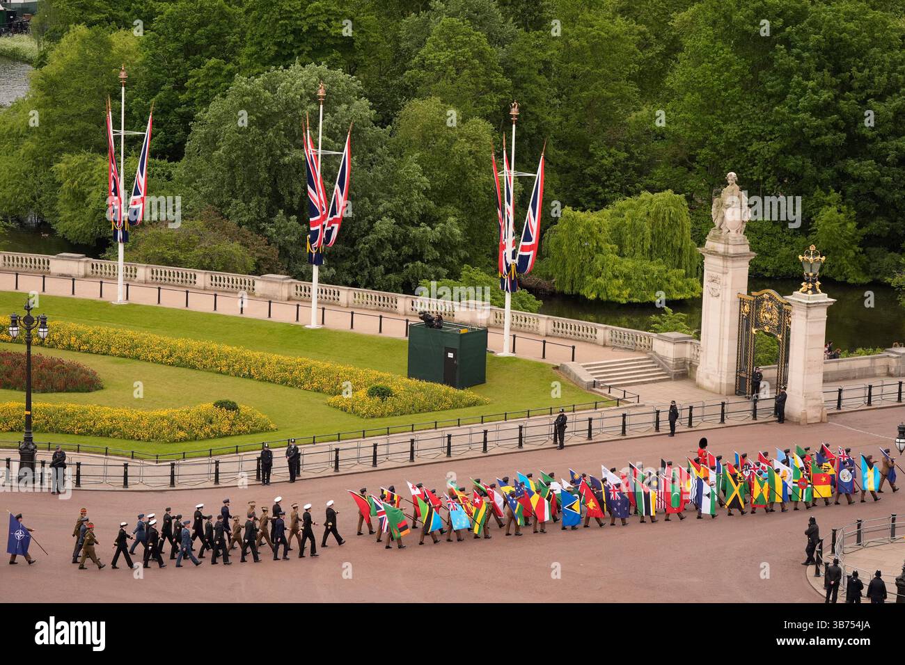 Members of the armed forces and Members of the Colour Party carrying ...