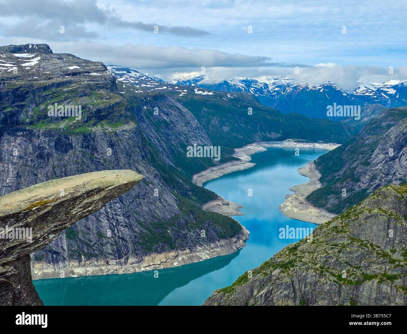 Experience the stunning beauty of Norways fjords, where towering cliffs ...