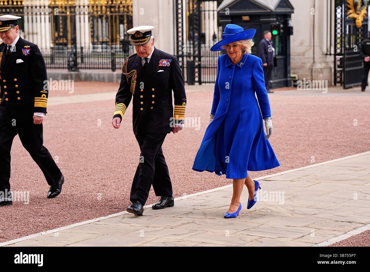 Britain's King Charles III and Queen Camilla return to Buckingham ...
