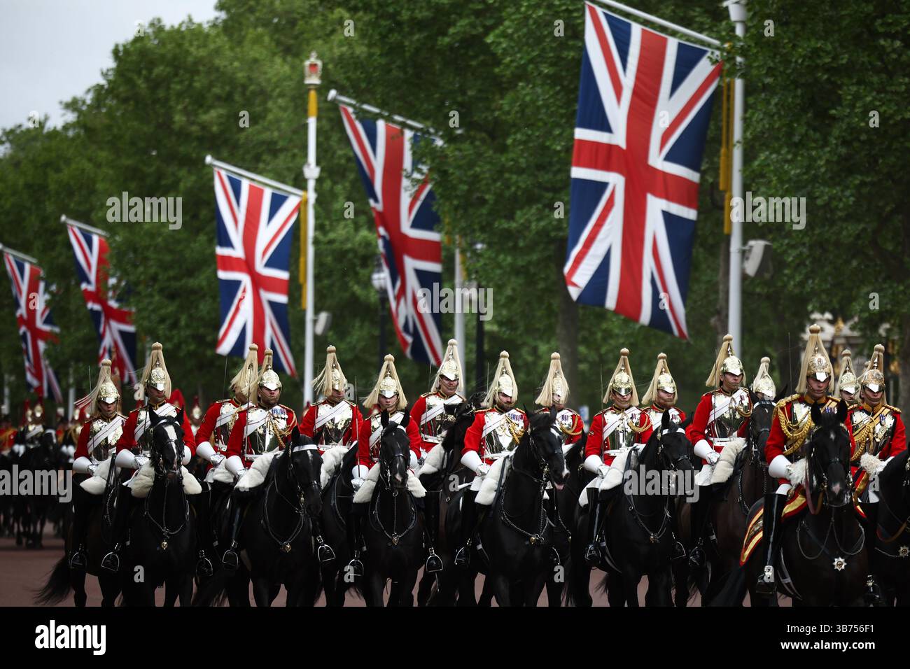Ve day parade 2025 hi-res stock photography and images - Alamy
