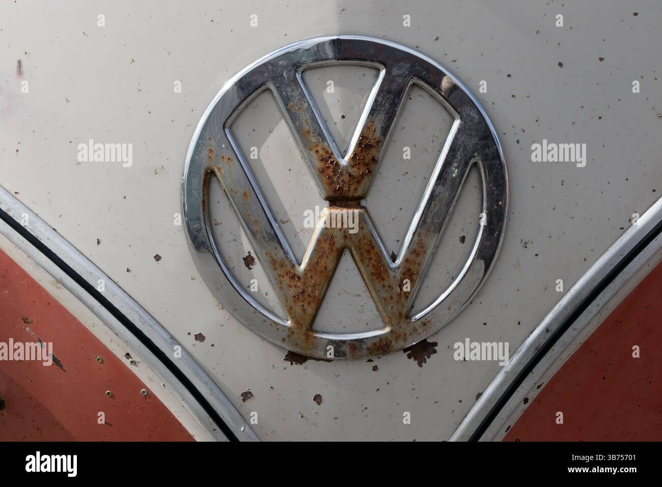 1960s volkswagen bus hi-res stock photography and images - Alamy