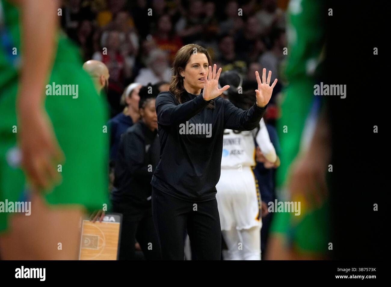 Indiana Fever head coach Stephanie White directs her team during the ...