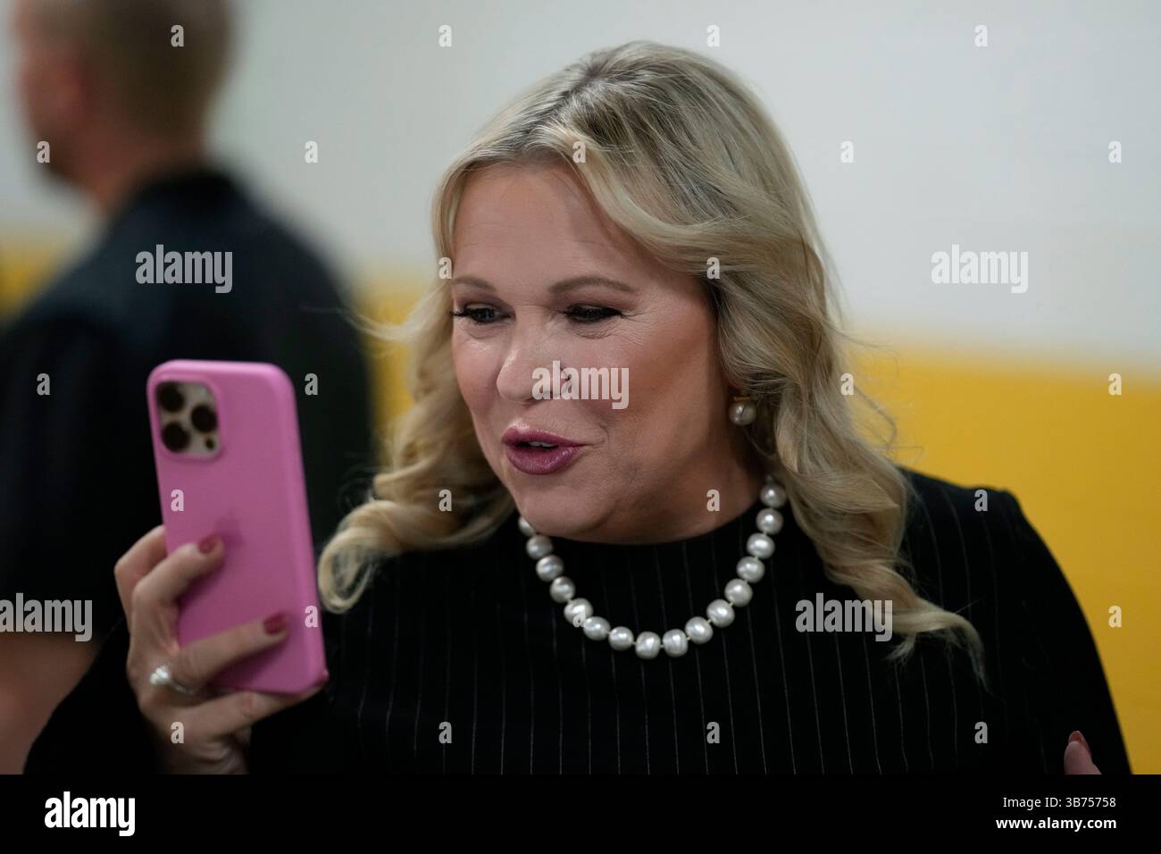 ESPN sideline reporter Holly Rowe arrives at Carver Hawkeye Arena for ...