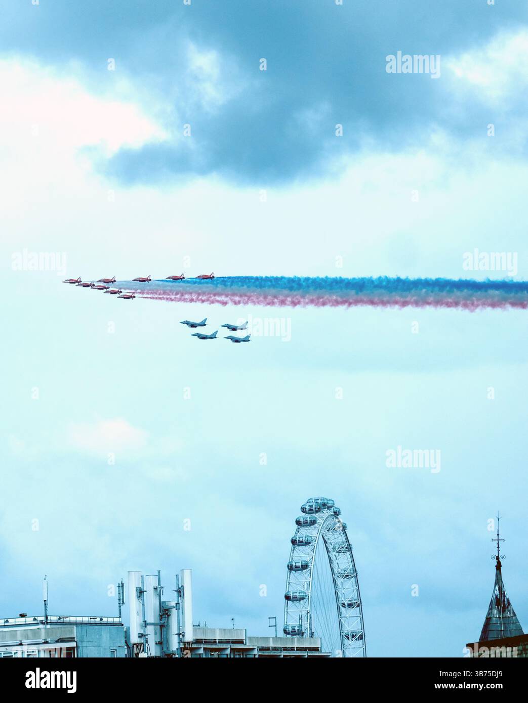 London, UK. 05th May, 2025. Red arrows fly over London Eye as part of ...