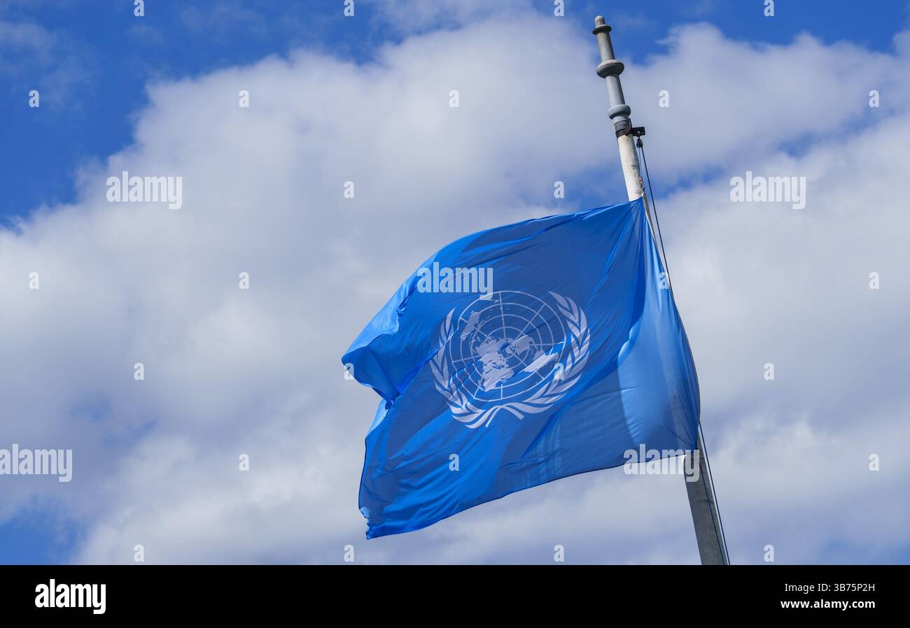 THE HAGUE - Flag of the United Nations (United Nations) at the ...