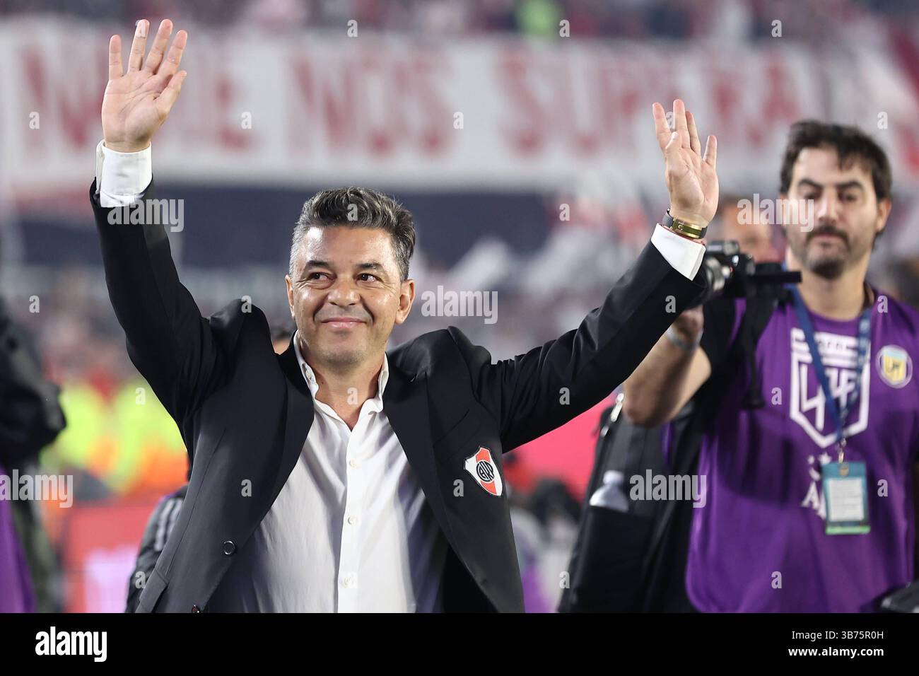 River Plate s head coach Marcelo Gallardo waves to the fans before the ...