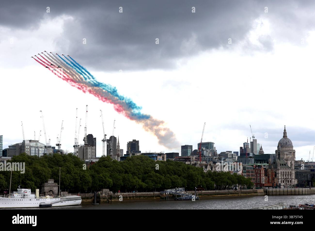 London, UK. 05th May, 2025. Red Arrows and four Eurofighter Typhoons ...