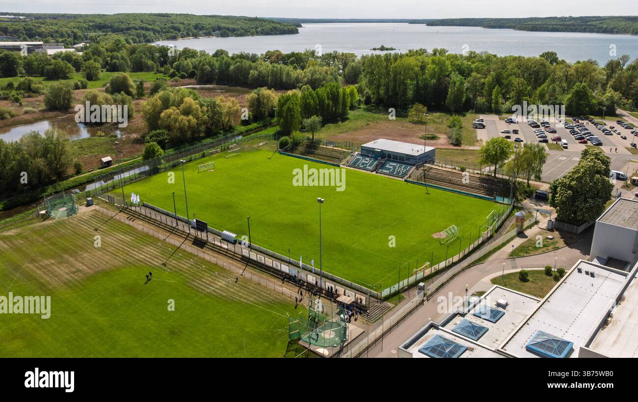 03.05.2025: Blick auf das neu.sw Stadion in Neubrandenburg. Im ...