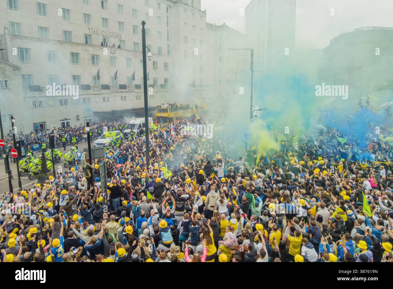 Leeds, UK. 05 MAY, 2025. Aerial shot of the buses carrying the Leeds ...