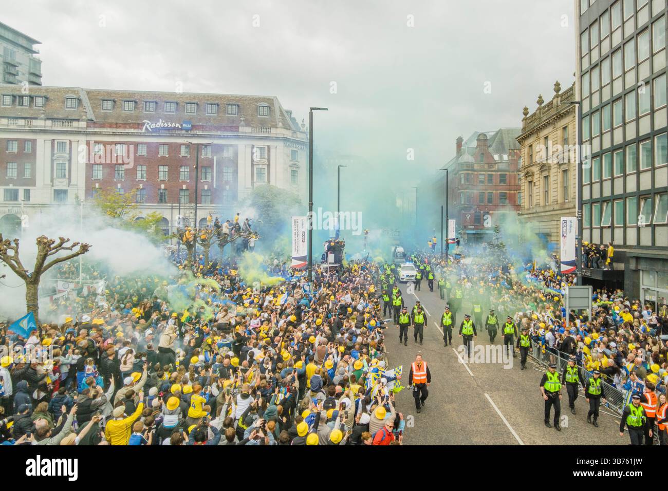 Leeds, UK. 05 MAY, 2025. Aerial shot of the buses carrying the Leeds ...