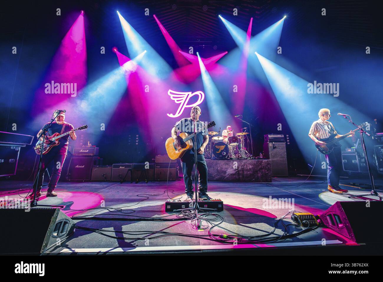 Joey Santiago (guitarist), Black Francis (singer and guitarist), David ...