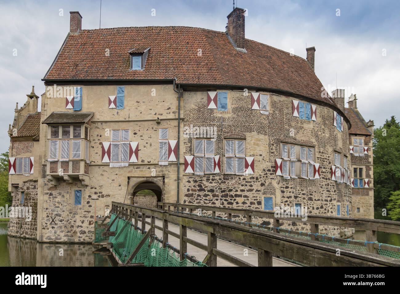 The well-preserved Vischering Castle is the ancestral seat of the ...