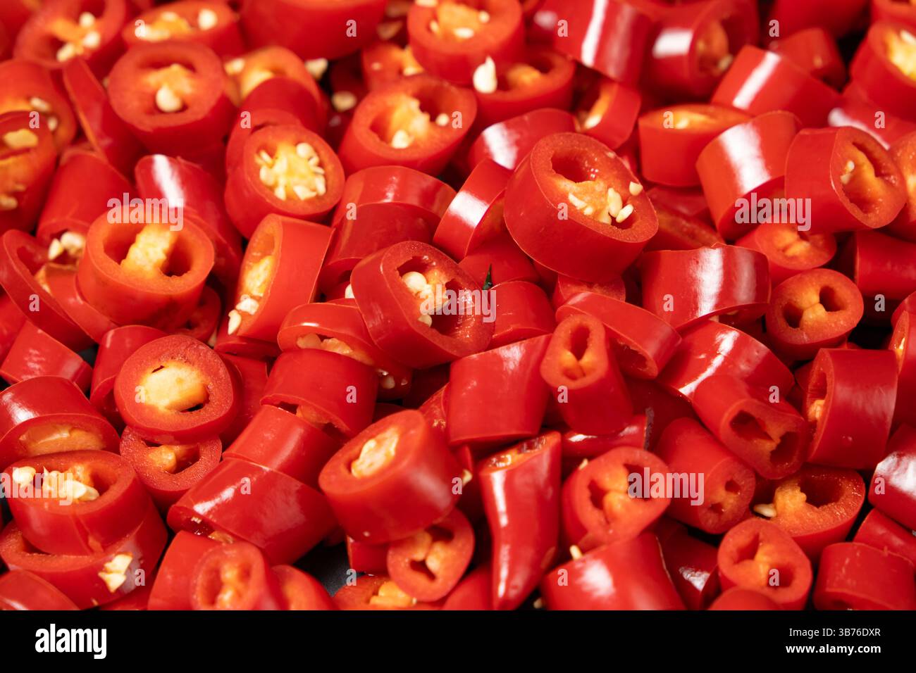 Cook slices red pepper close hi-res stock photography and images - Alamy