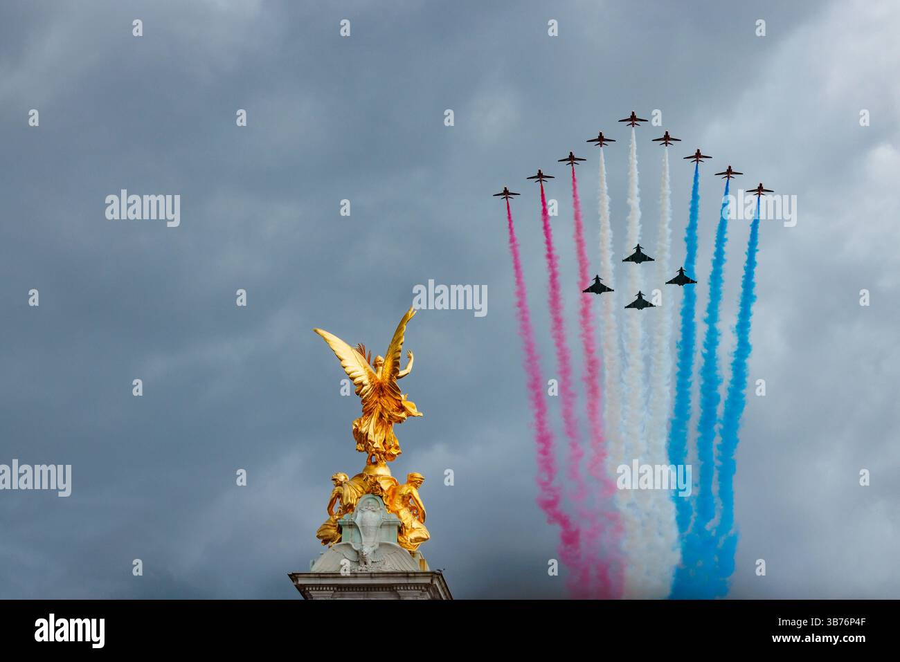 Ve day 80th hi-res stock photography and images - Alamy