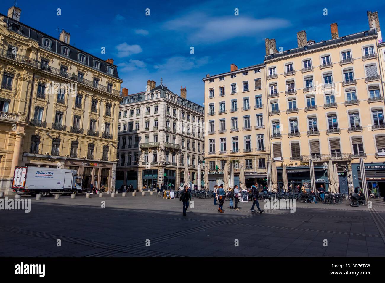 Les terreaux square hi-res stock photography and images - Alamy