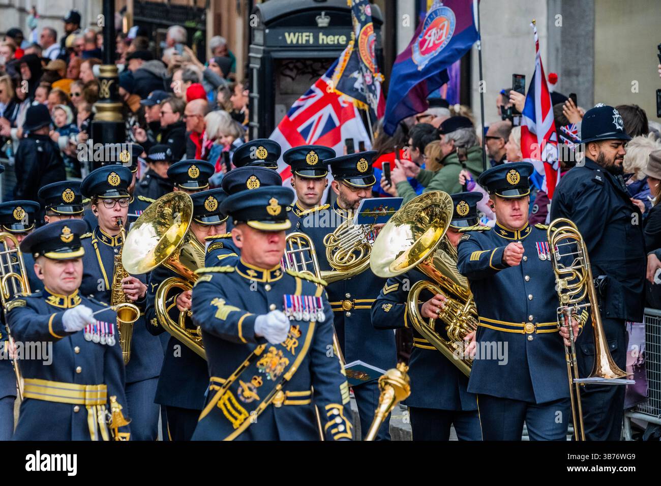 London, UK. 5th May, 2025. The RAF contingent - The VE Day 80th ...