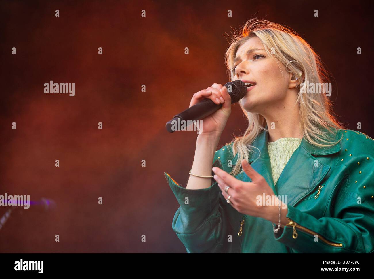 THE HAGUE - Hannah Mae during the Liberation Festival on Malieveld ...
