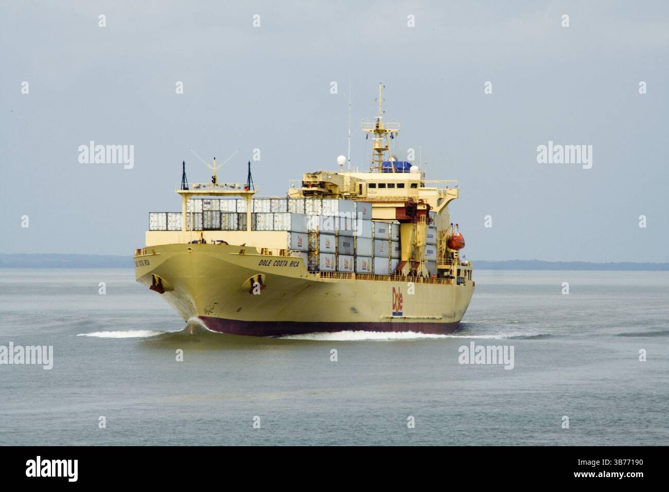 Banana ship hi-res stock photography and images - Alamy
