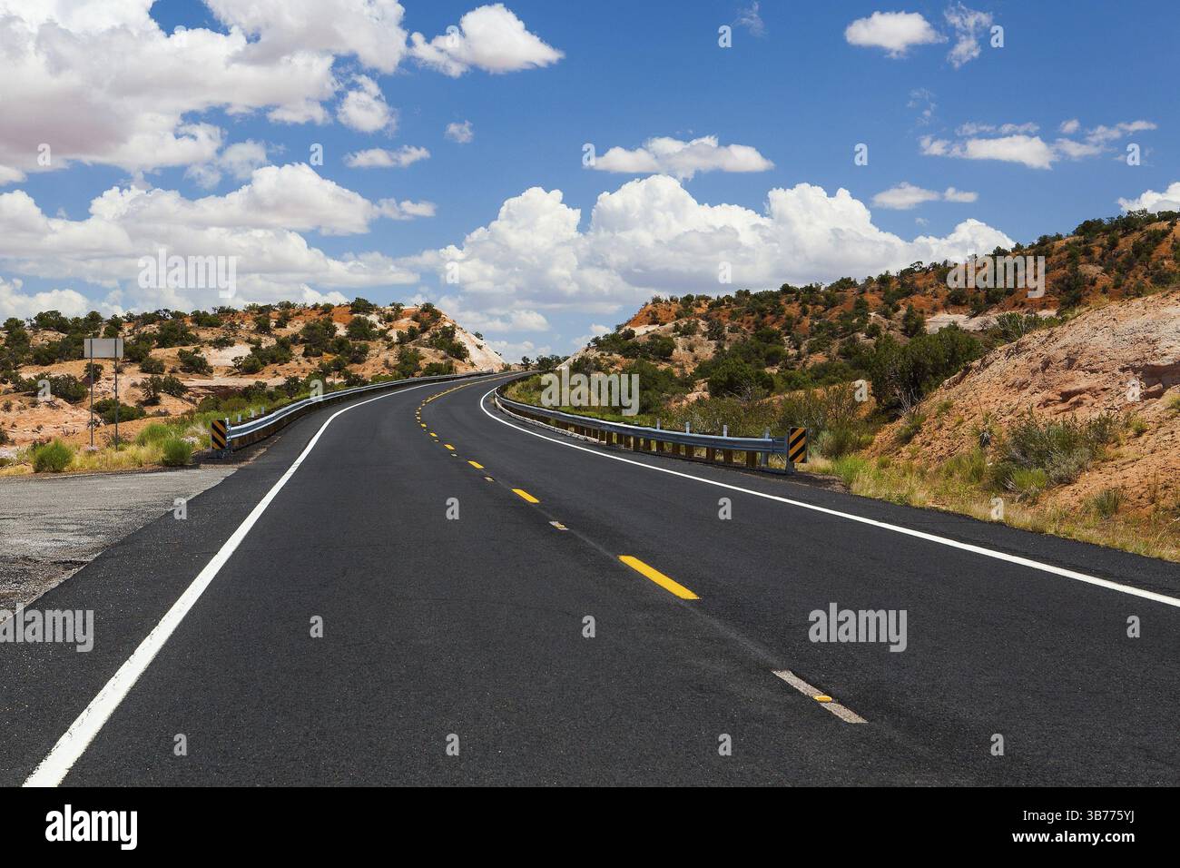 Desert pavements hi-res stock photography and images - Alamy