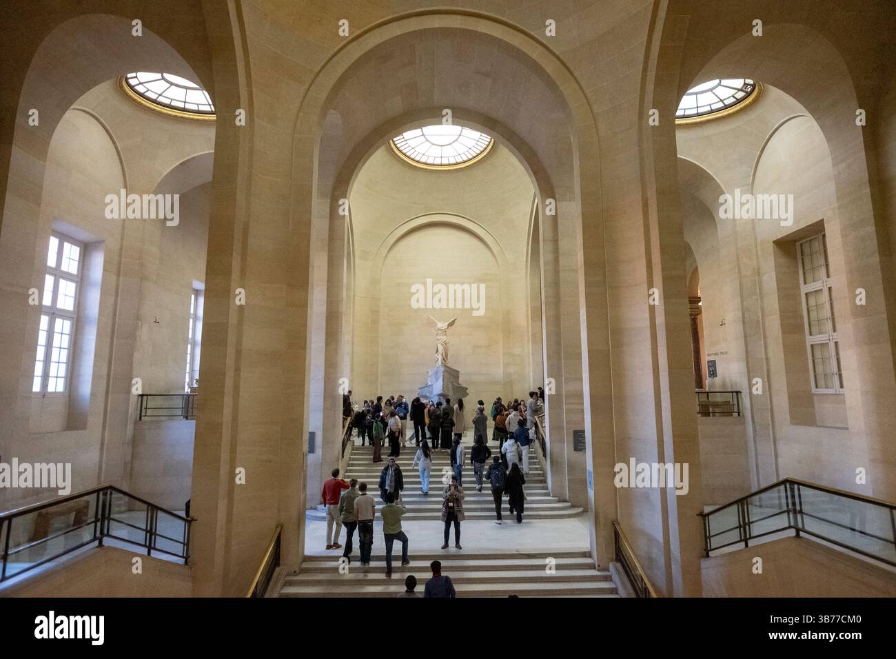 The magnificent Winged Victory of Samothrace (Nike of Samothrace ...