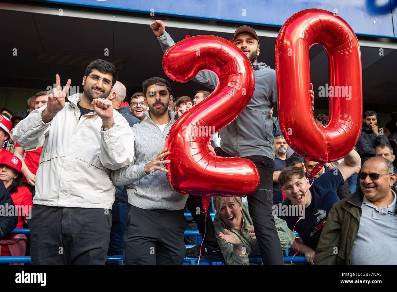 Stamford Bridge, Chelsea, London, UK. 4th May, 2025. Premier League ...