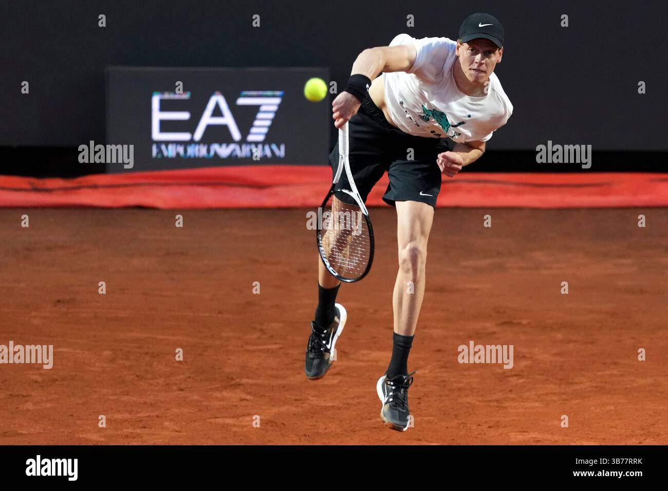 Rome, Italy. 05th May, 2025. Jannik Sinner during a training session at ...
