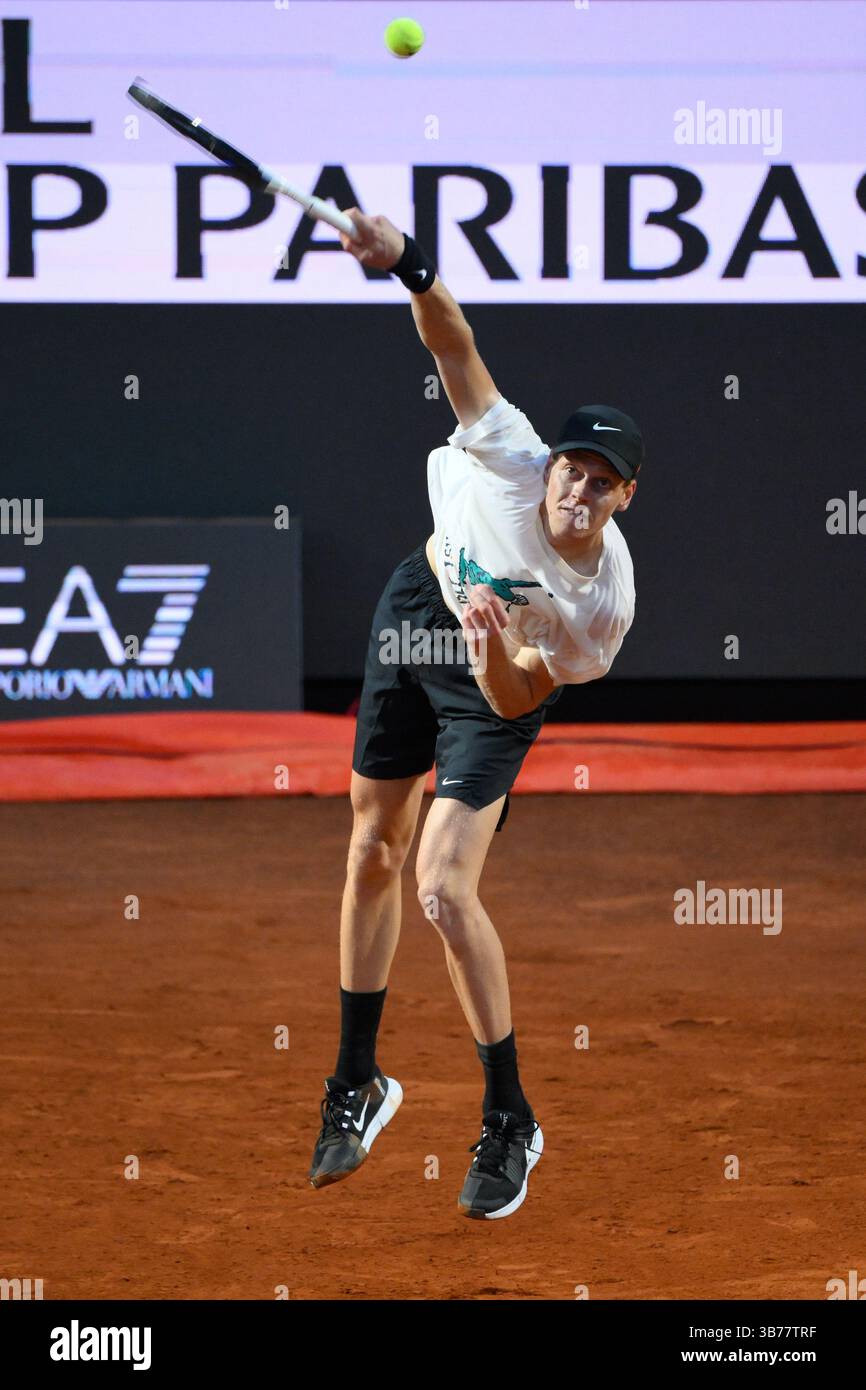 Rome, Italy. 05th May, 2025. Jannik Sinner during training after the ...