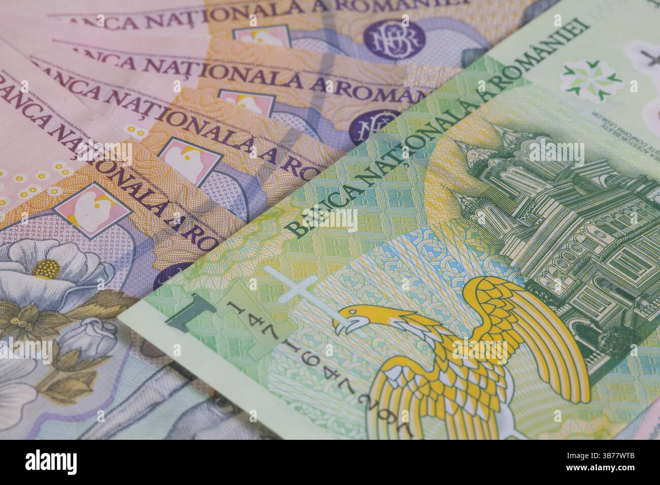 Different romanian lei banknotes hi-res stock photography and images ...