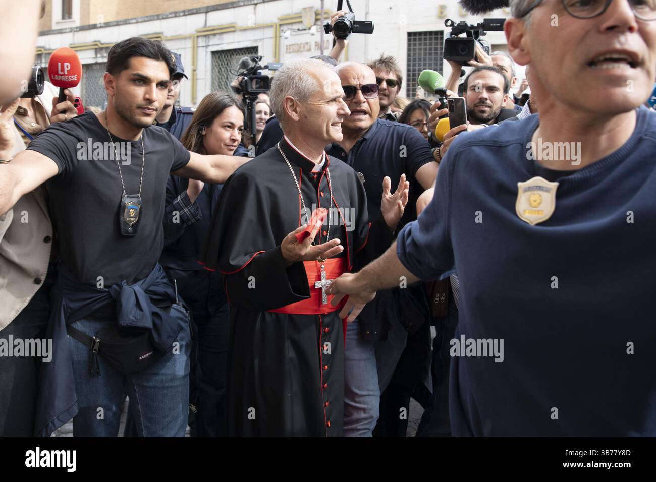 Vatican, Vatican. 05th May, 2025. **NO LIBRI** Italy, Rome, Vatican ...