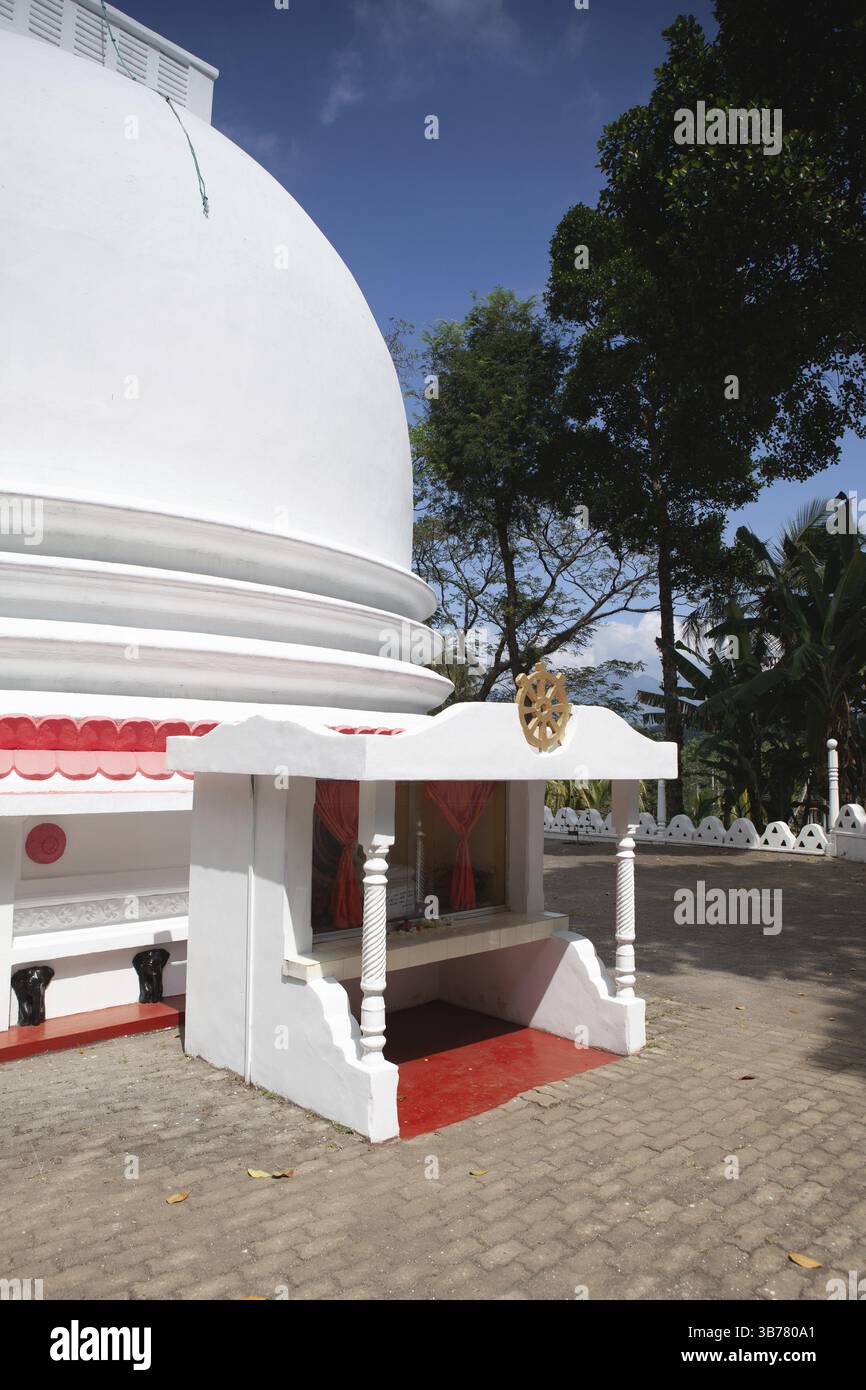 The Aluvihare Rock Temple (also called Matale Alu Viharaya) is a sacred ...