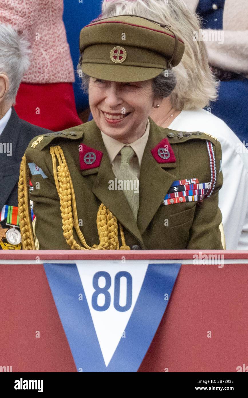 Ve day parade 2025 hi-res stock photography and images - Alamy